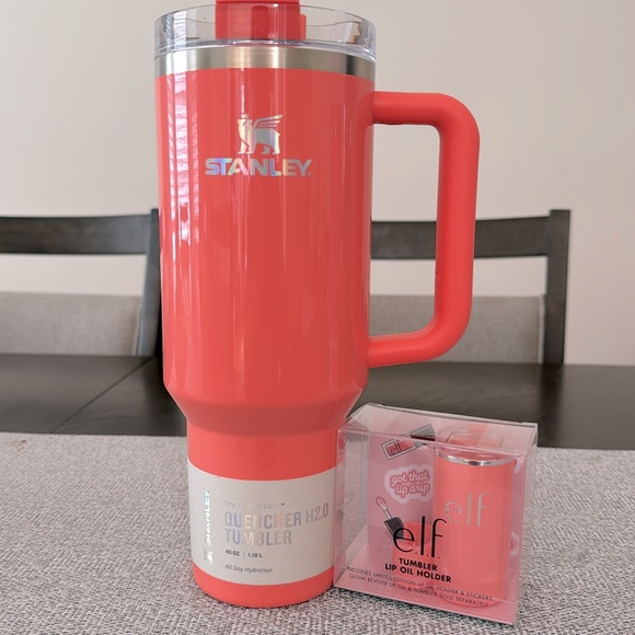 Stanley | Accessories | New Stanley X Elf Elf Collab 4oz Tumbler And ...